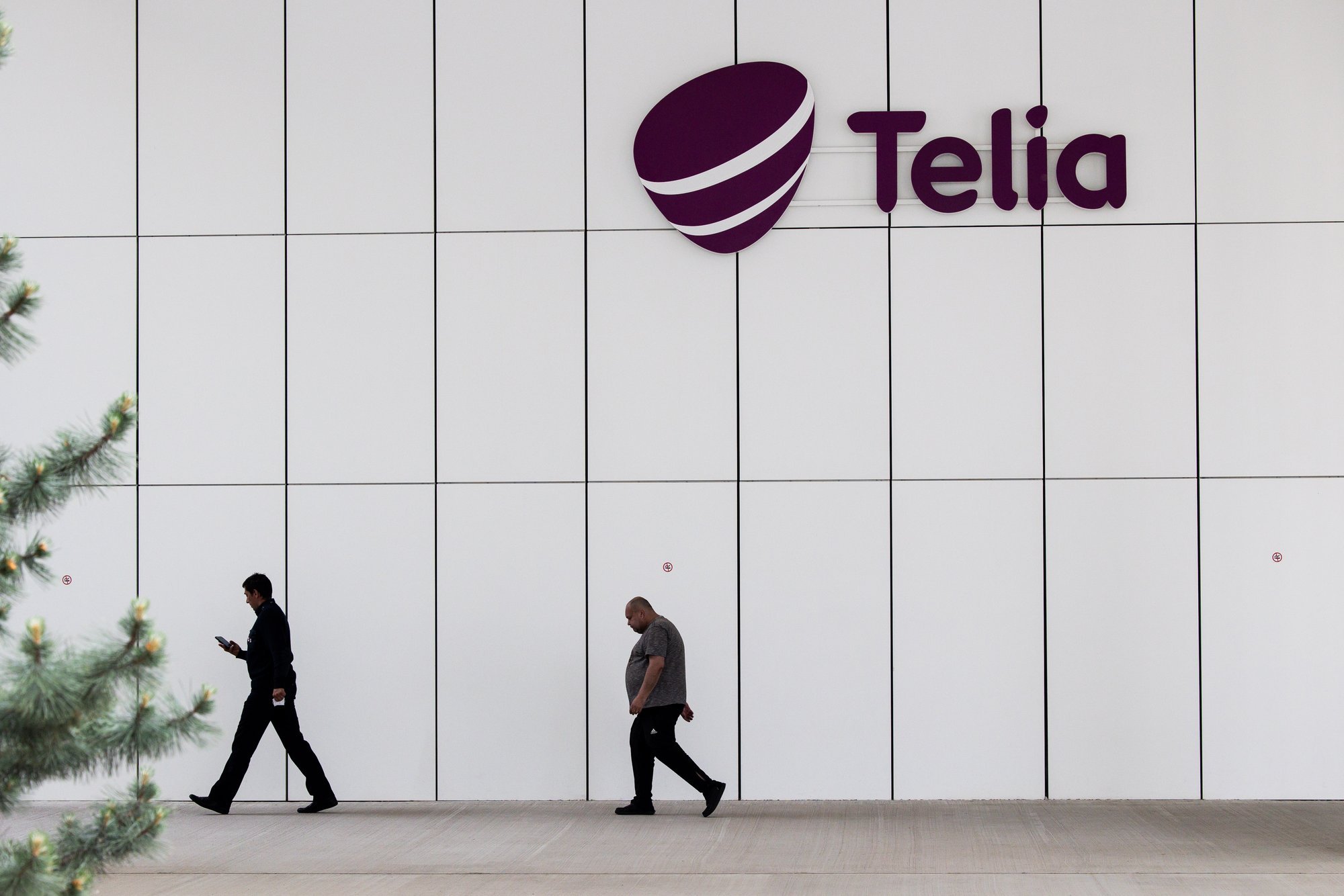 „Telia“ jungiasi prie akcijos „Radarom!“: Ukrainai skiria 100 tūkst ...