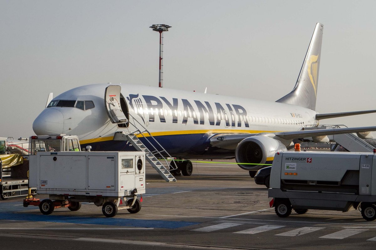 „Ryanair“ atsisako nuolaidų programos - Delfi verslas