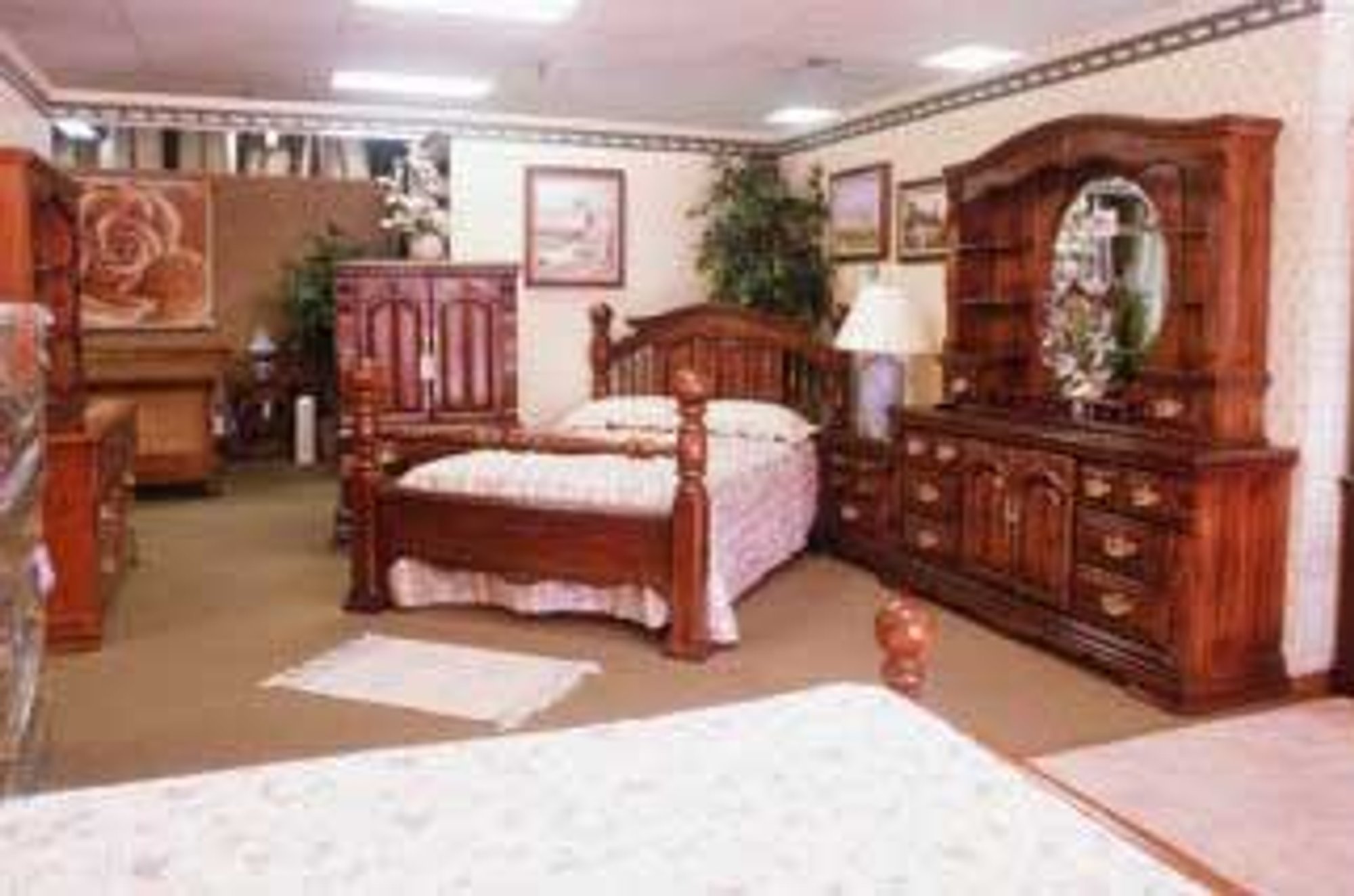 Lietuvoje bus statomi trys baldų fabrikai - Delfi verslas