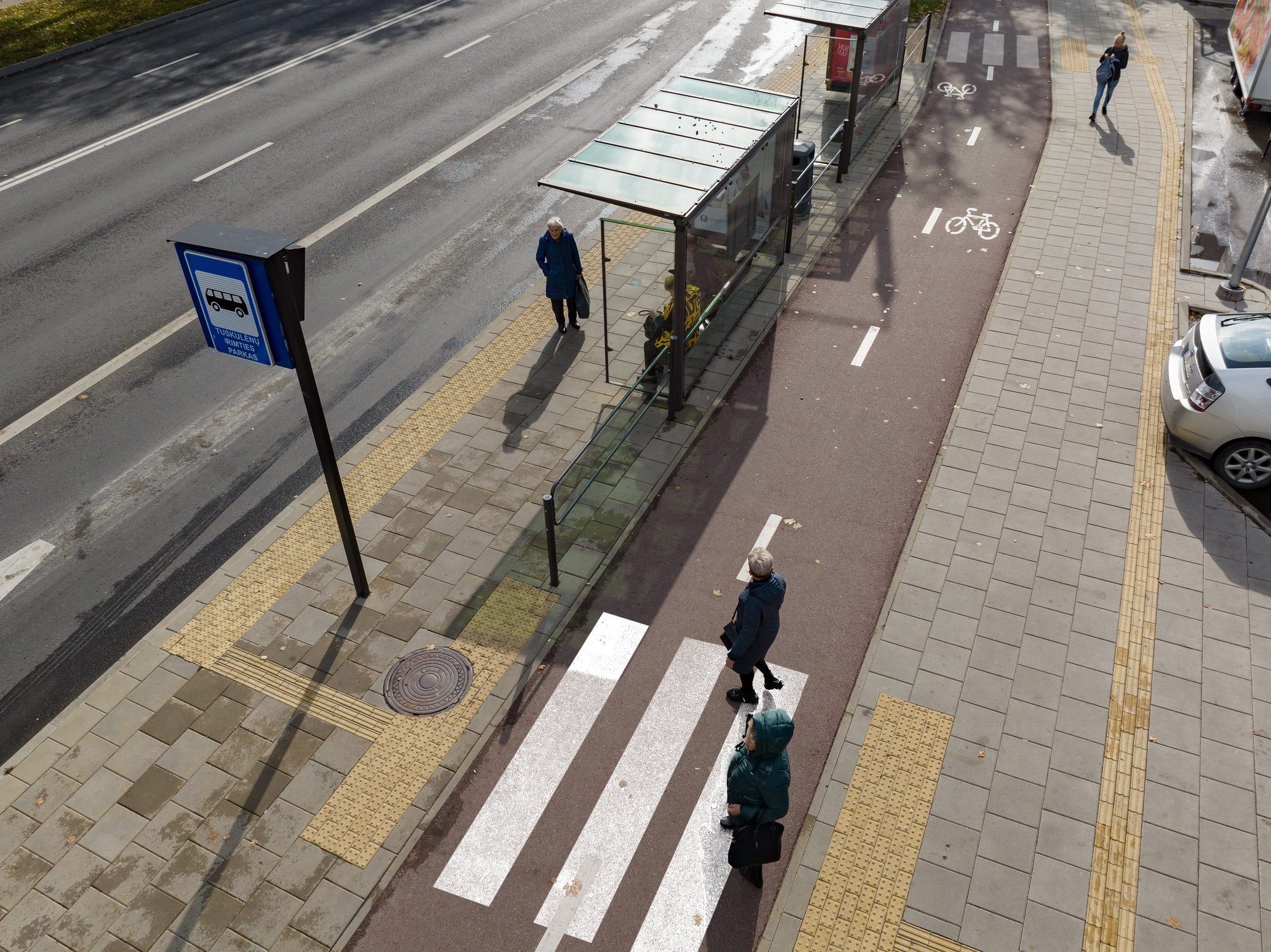 Dviračių ir pėsčiųjų takų susikirtimo vietose Vilnius išbandys ...