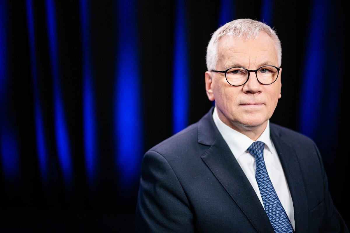 Šadžius pretenduoja vadovauti Euro grupei - Delfi