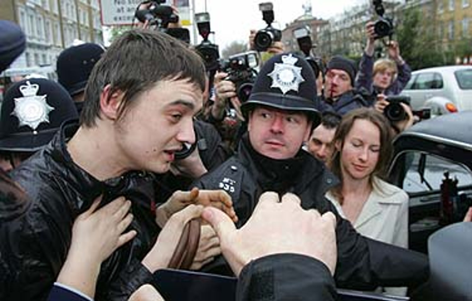 P.Doherty reabilitacijos klinikoje bandė nusižudyti - Delfi veidai