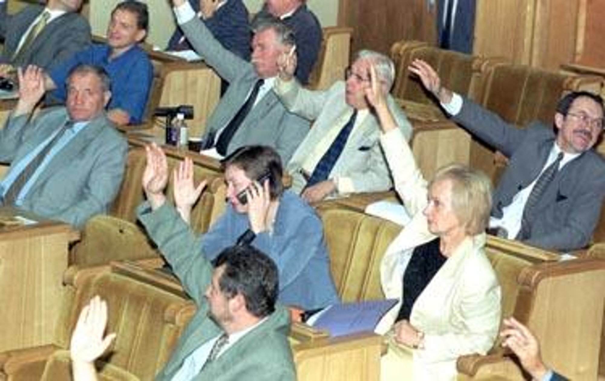 Seimo padėka genocido organizatoriams - Delfi