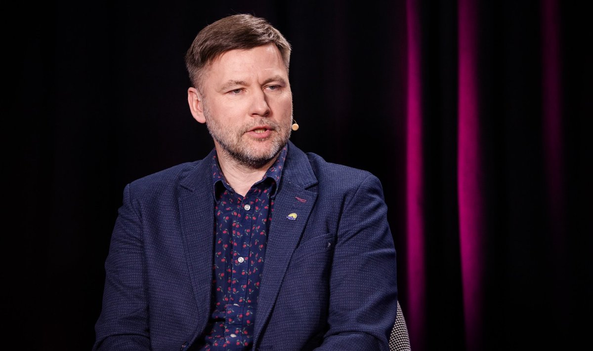 Navicko profsąjunga rengia mitingą prie ministerijos dėl mokytojų algų ...