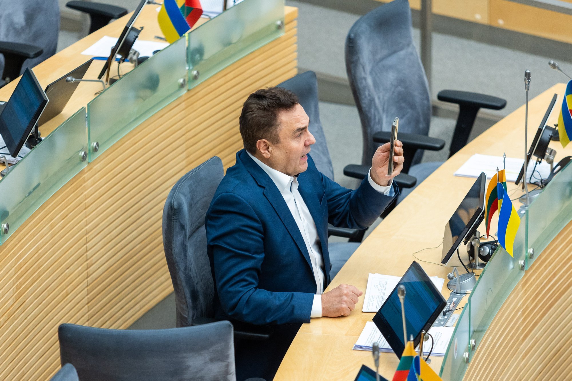 Seimas ethics watchdog: MP Grazulis voted instead of fellow opposition ...