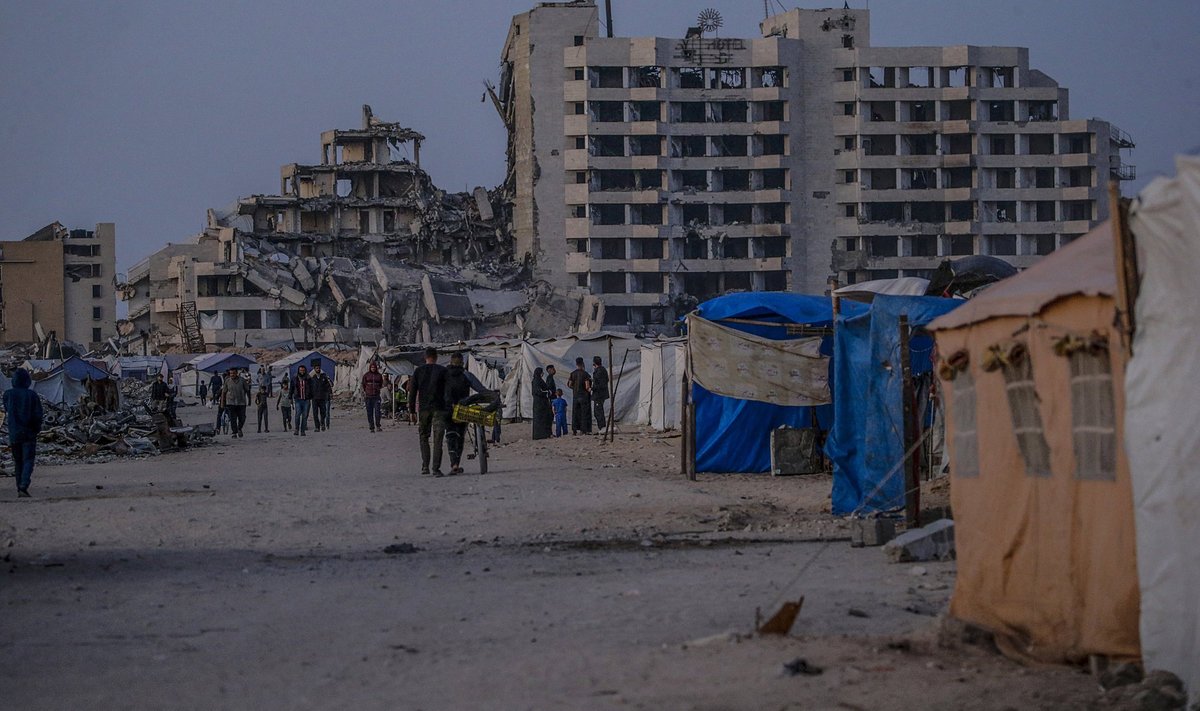 Per išplėstą Izraelio puolimą Gazos Ruože buvo perkelta 180 tūkst ...