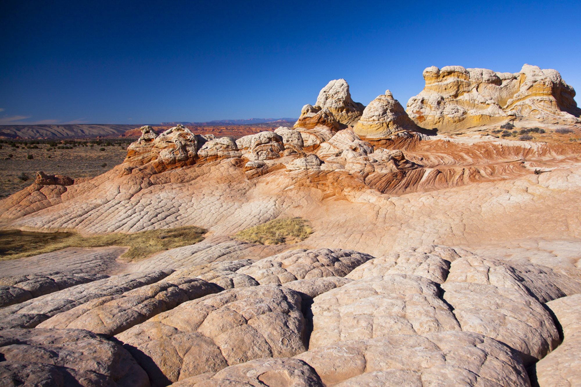 Verta pamatyti: pribloškiančio grožio smiltainio uolos Arizonoje ...