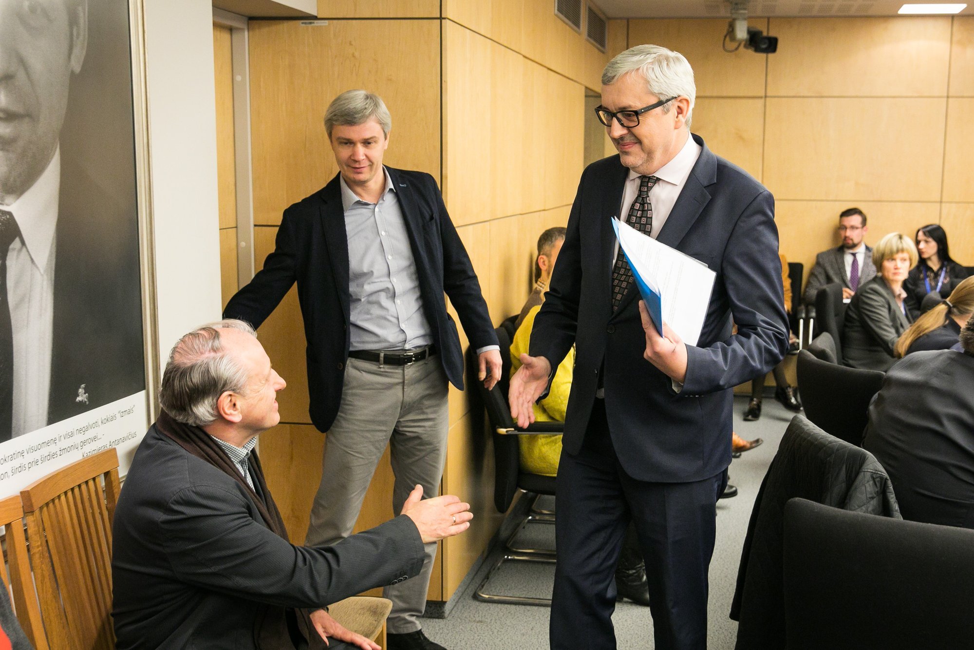 Seimas panel questions national broadcaster's top management - Delfi EN