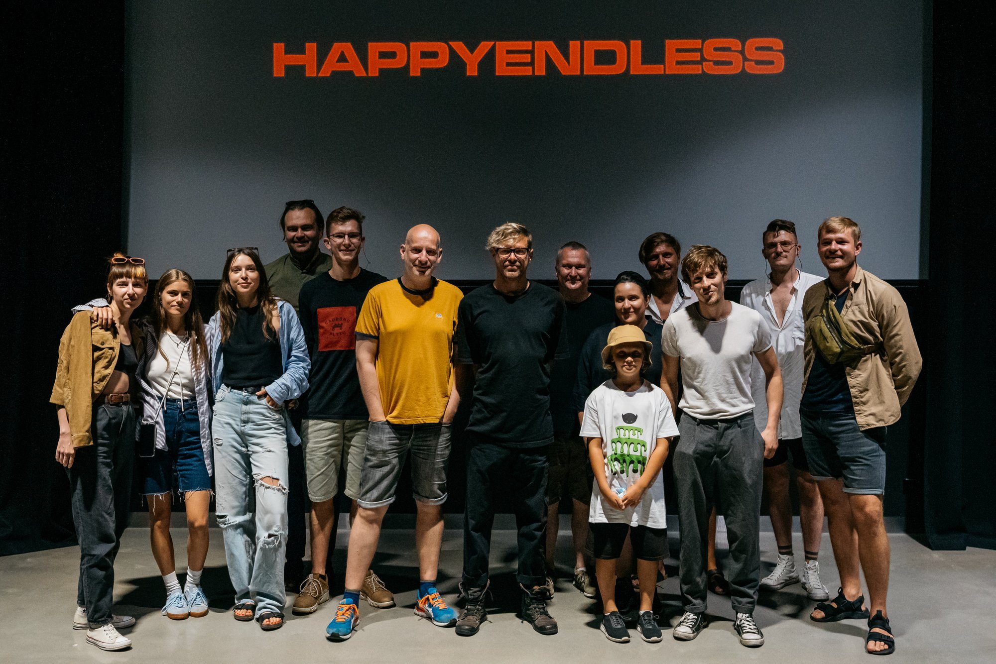 „Happyendless” pristato apokaliptinį muzikinį filmą: ar paliekant mirštančią Žemę raketų užteks ...