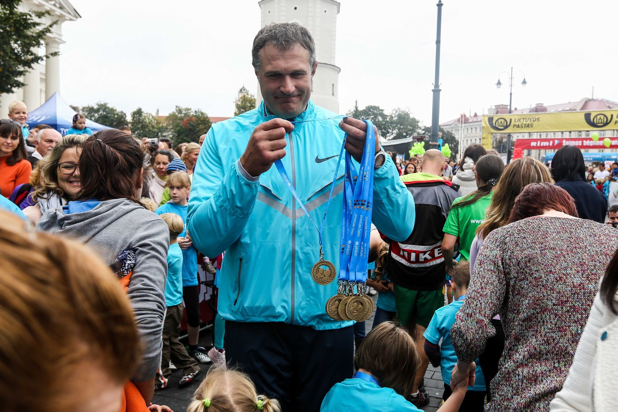 V. Alekna nusitaikė į šeštą olimpiadą: ruošiasi startuoti Rio de ...