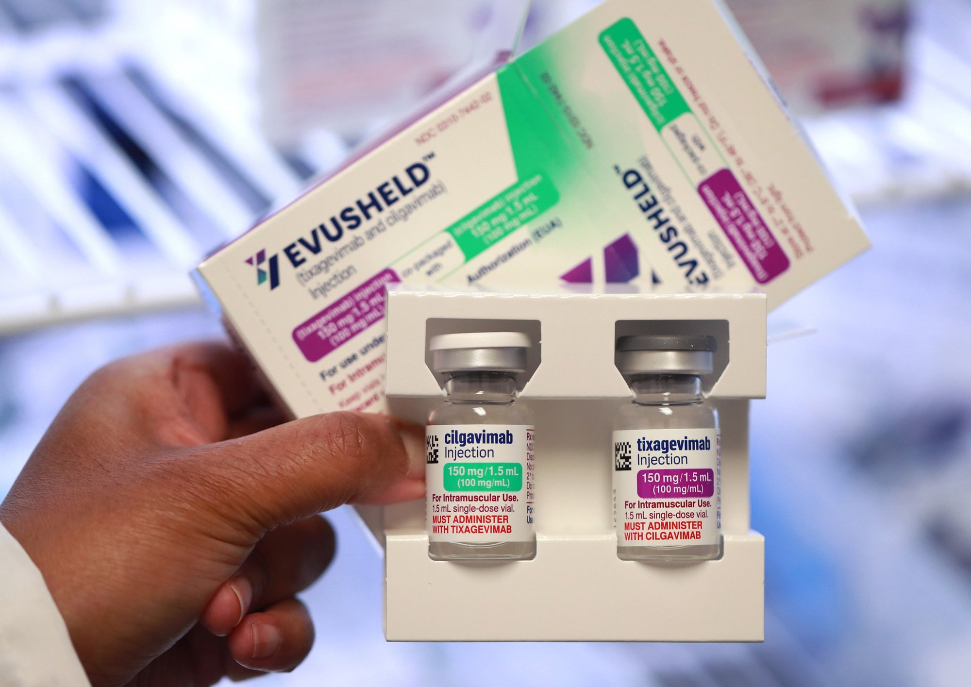 ES patvirtino „AstraZeneca“ vaistą „Evusheld“ gydymui nuo COVID-19 ...