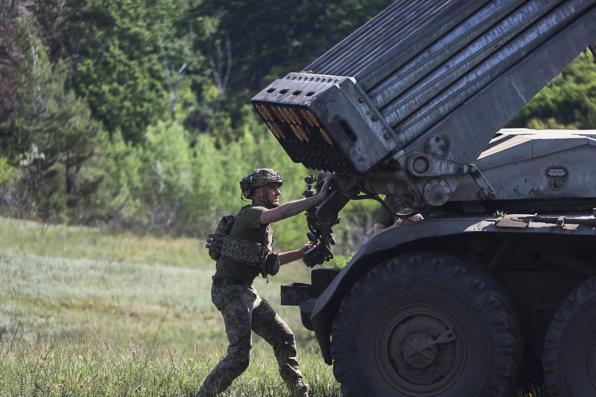 Karo ekspertai: po ukrainiečių smūgio rusams beliko pleškinti ginklais ...