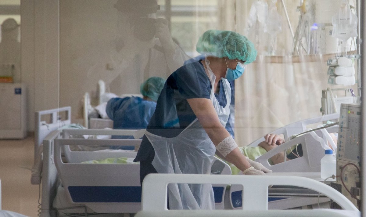 Per savaitę nuo COVID-19 mirė keturi žmonės, vienam nebuvo nė 30-ties ...