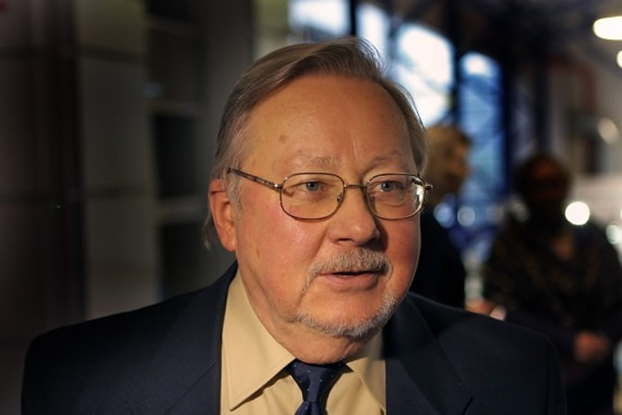 Krikščionys sieks, kad V.Landsbergis vadovautų Europos Parlamentui - Delfi