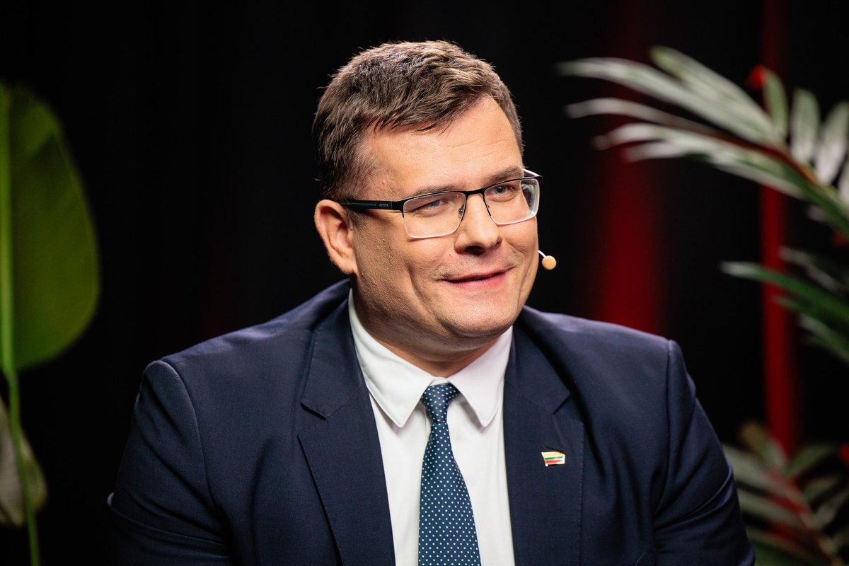 "Мама, мне мяч не дают": Кащюнас высмеял Ажуоласа после обвинений в угрозах - Delfi RU