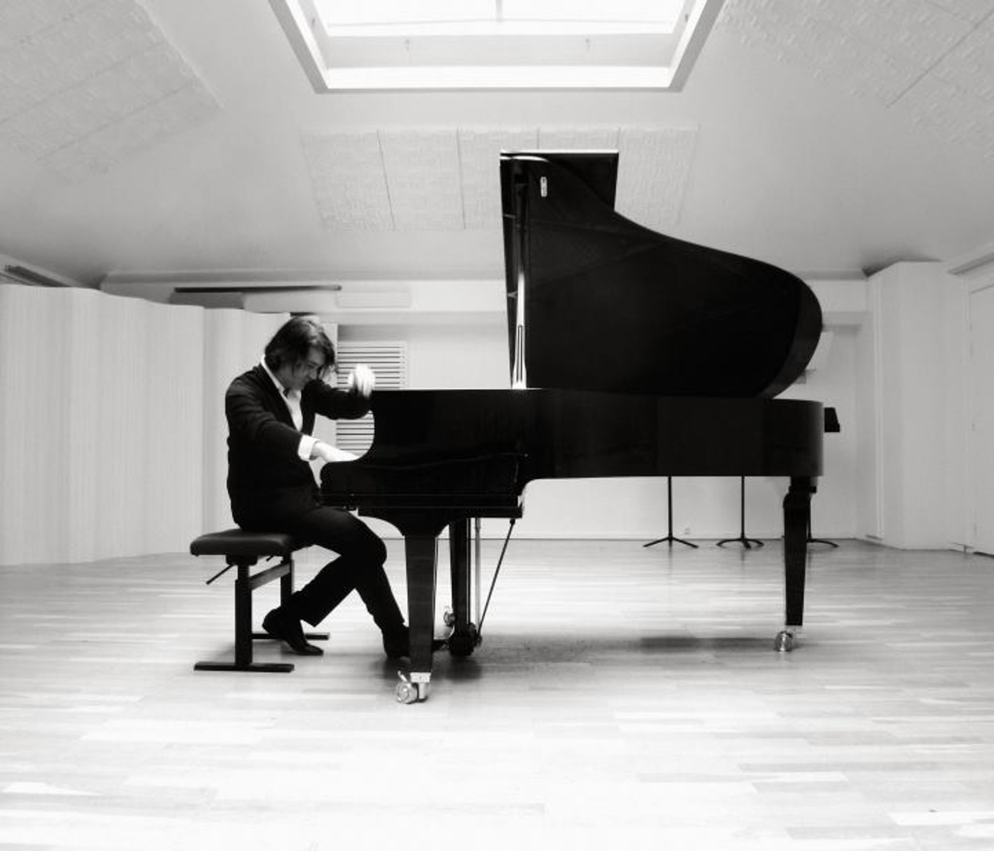 Išskirtinis pianistas Maxence Cyrin atvyksta į Lietuvą - Delfi kultūra