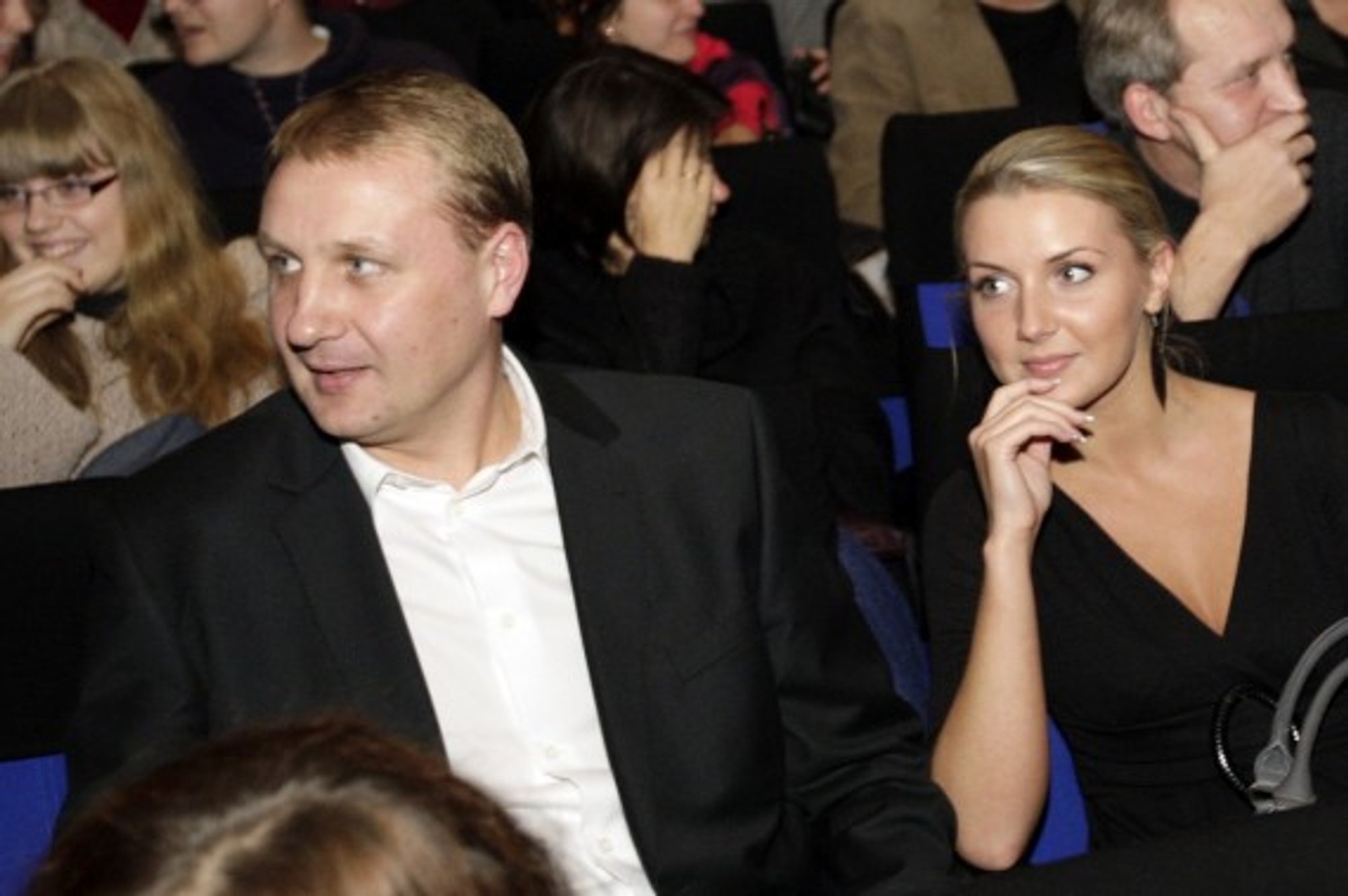 A. Šedžiaus meilė - moksleivė, trokštanti tapti dainininke (apklausa ...