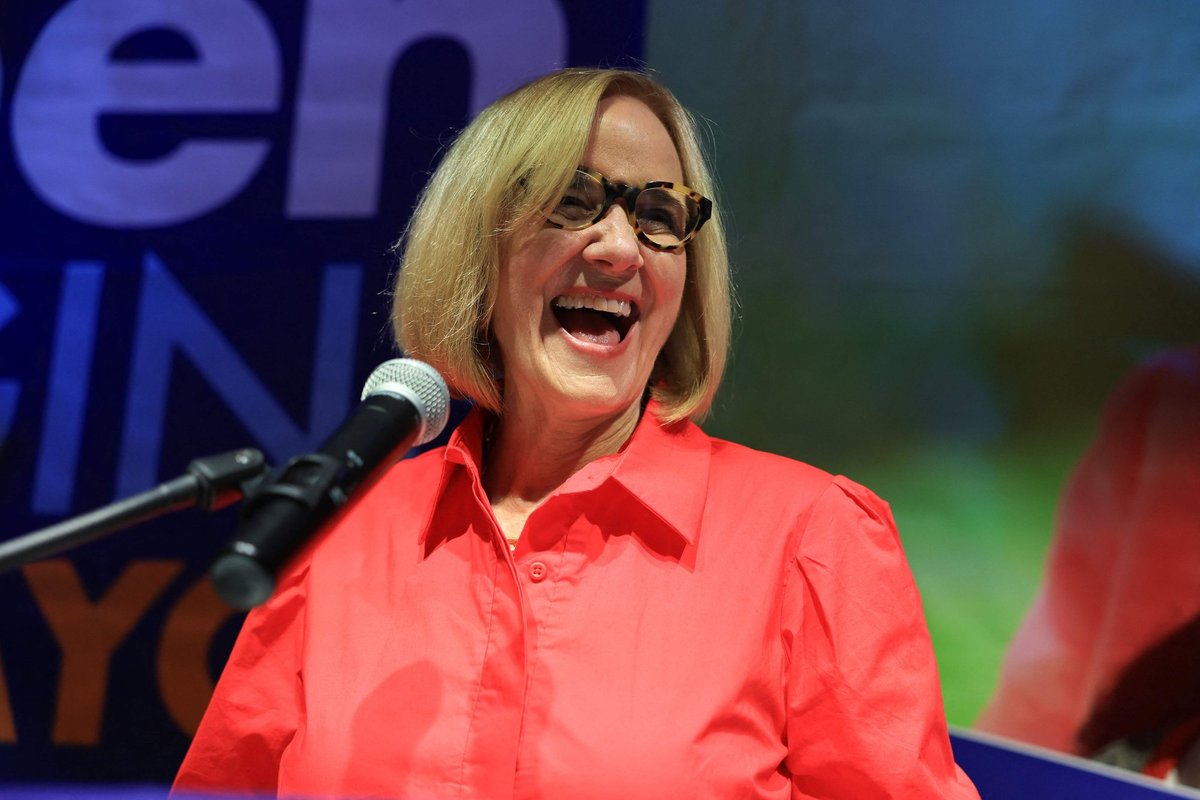 Majamio mere pirmą kartą po beveik trijų dešimtmečių išrinkta demokratė - Delfi