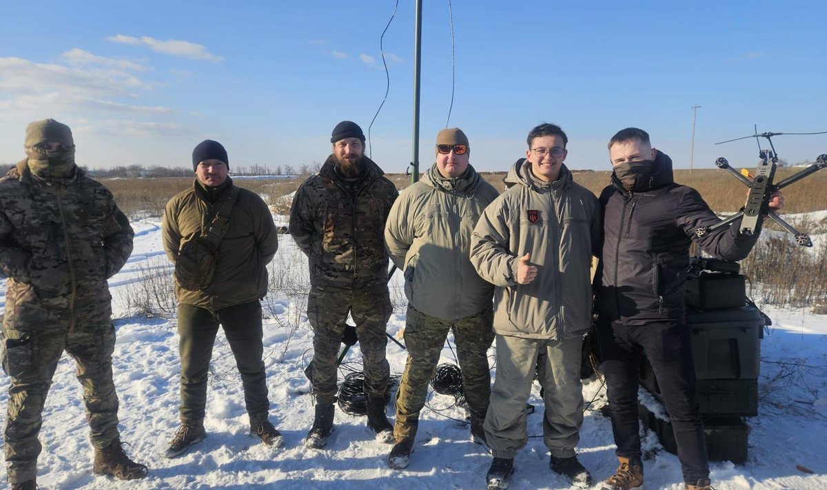 First Lithuanian drones purchased by Radarom campaign reach Ukraine ...