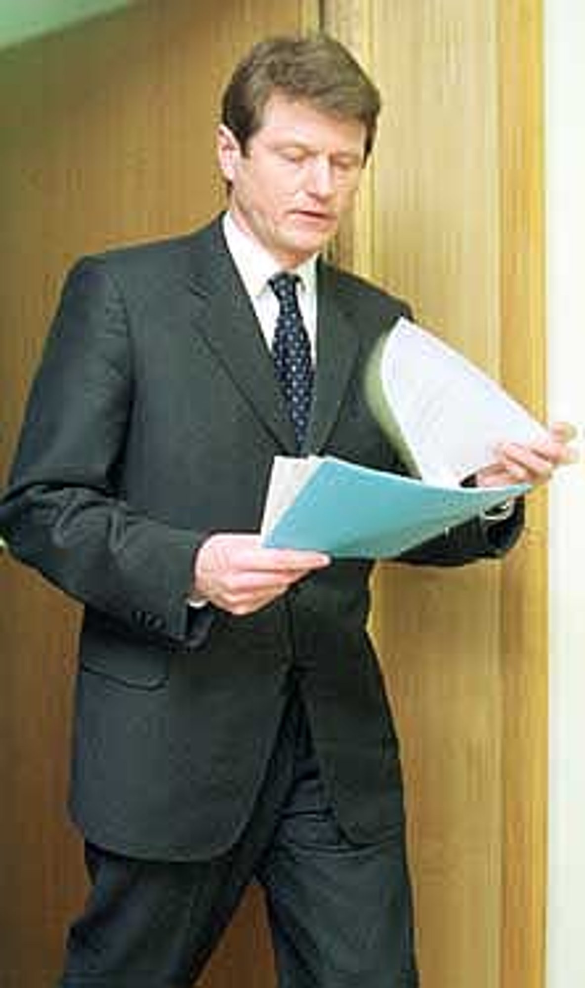 R.Paksas - už branduolinę energetiką Lietuvoje - Delfi