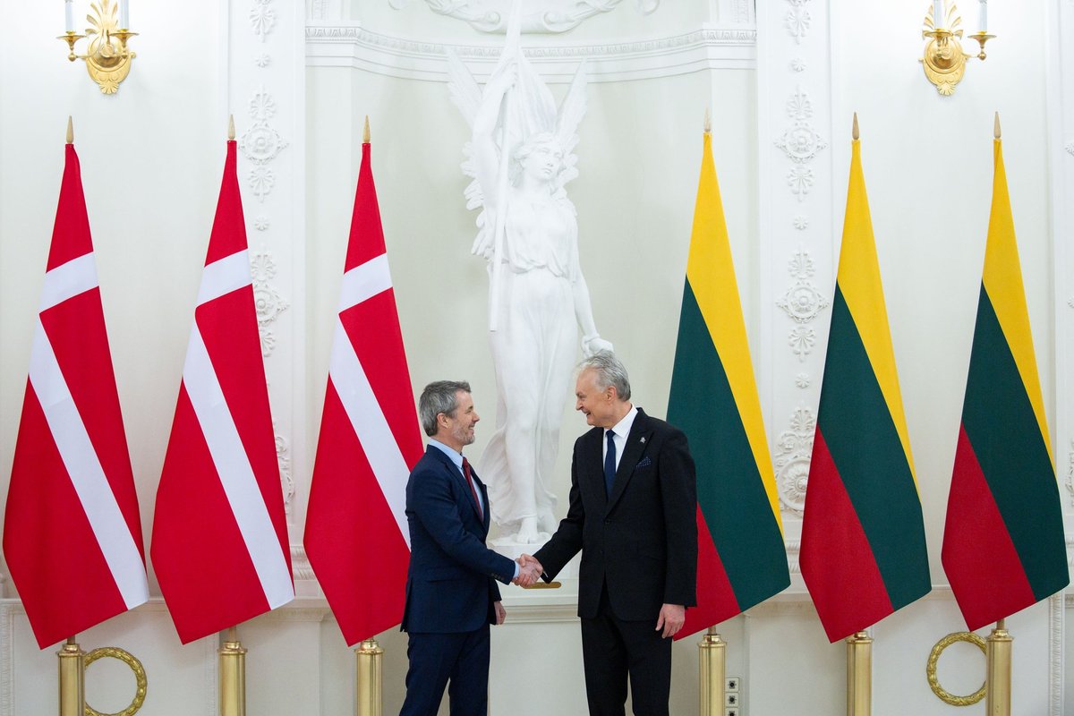 Danijos pirmoji pora lankosi Prezidentūroje - Delfi TV