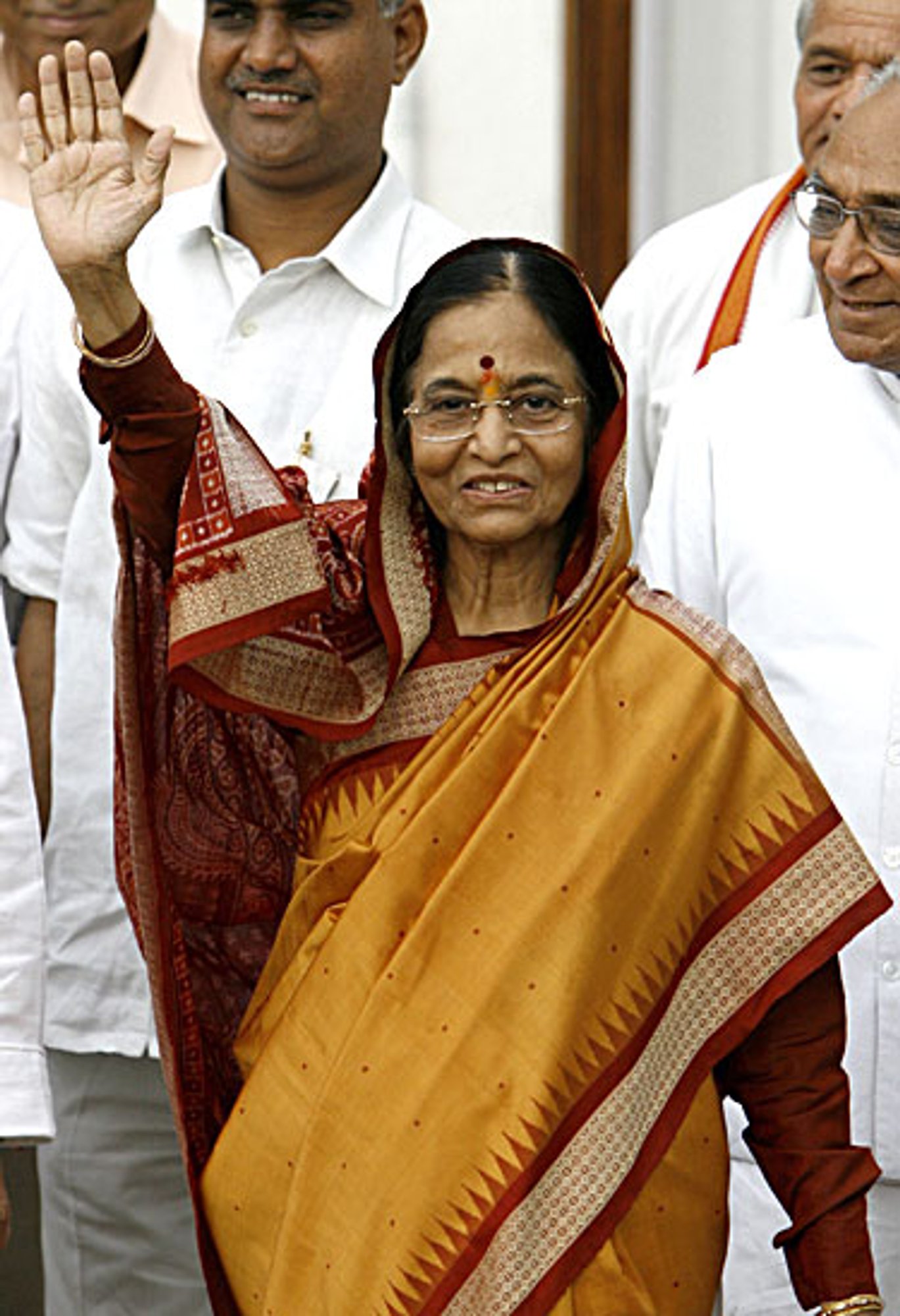 Indijos prezidente pirmą kartą tapo moteris - Delfi