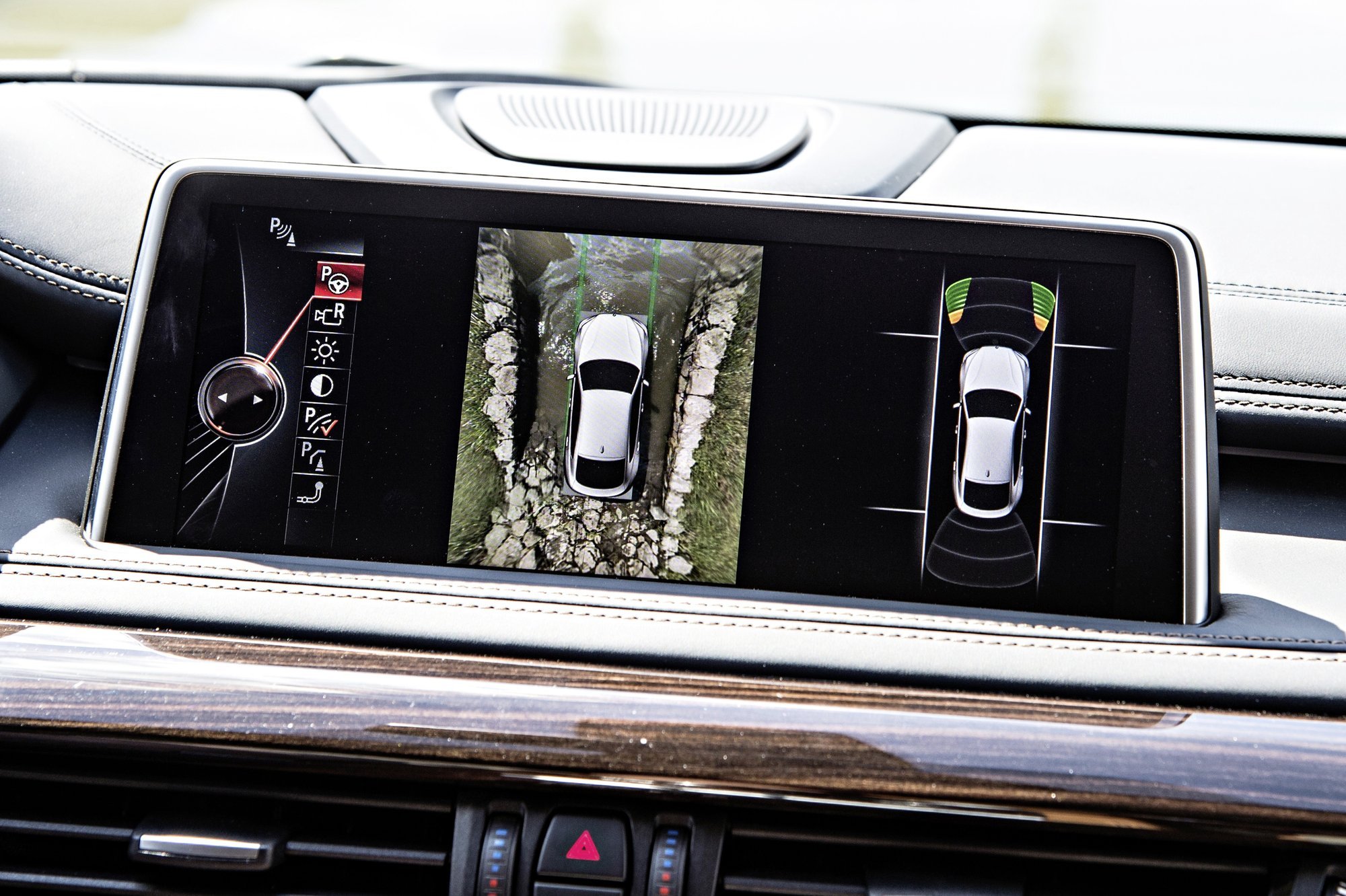 Pirkėjams darosi keblu išsirinkti automobilio įrangą iš keliasdešimt ...