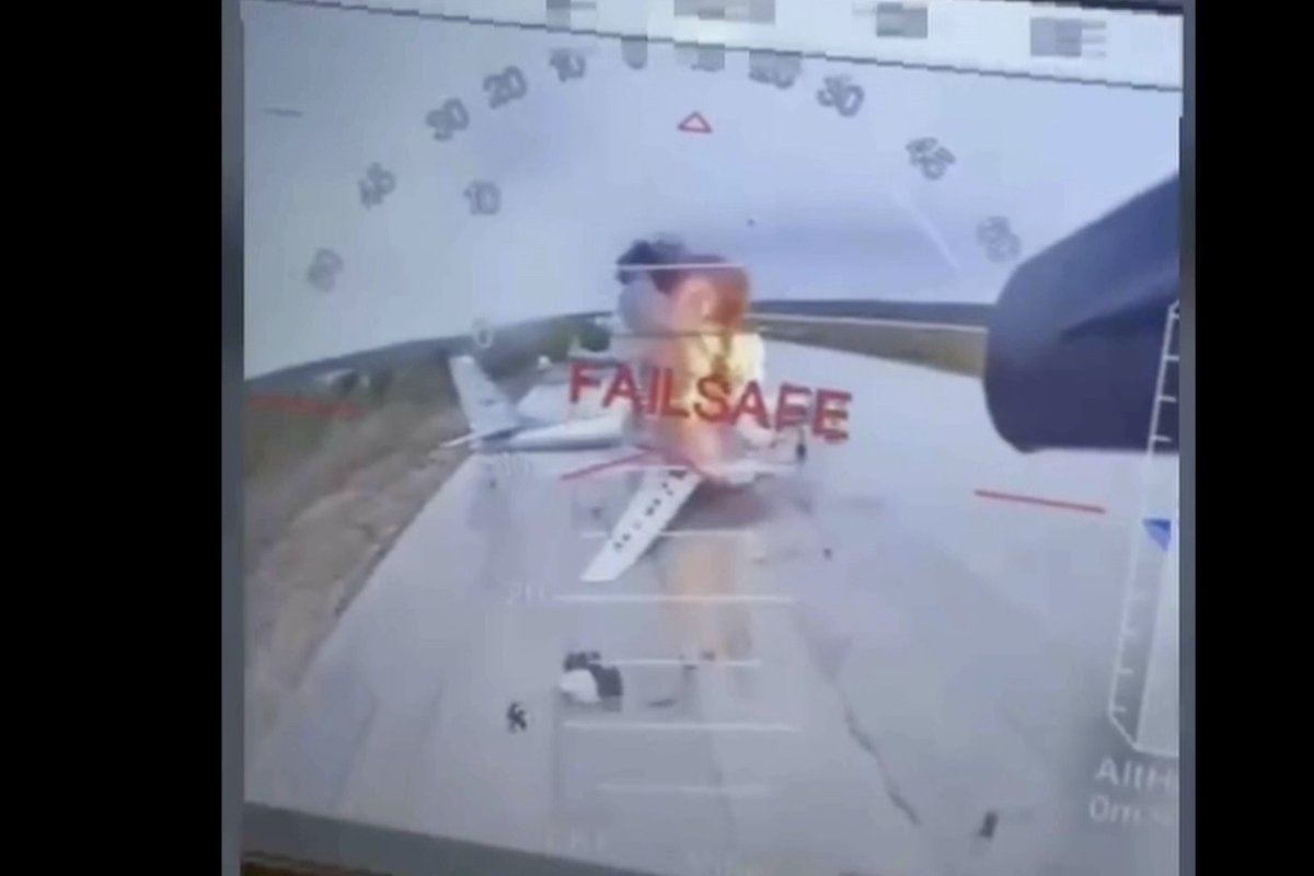 Ką reiškia iškalbinga Putino ir Trumpo tyla po ukrainiečių smūgio - Delfi