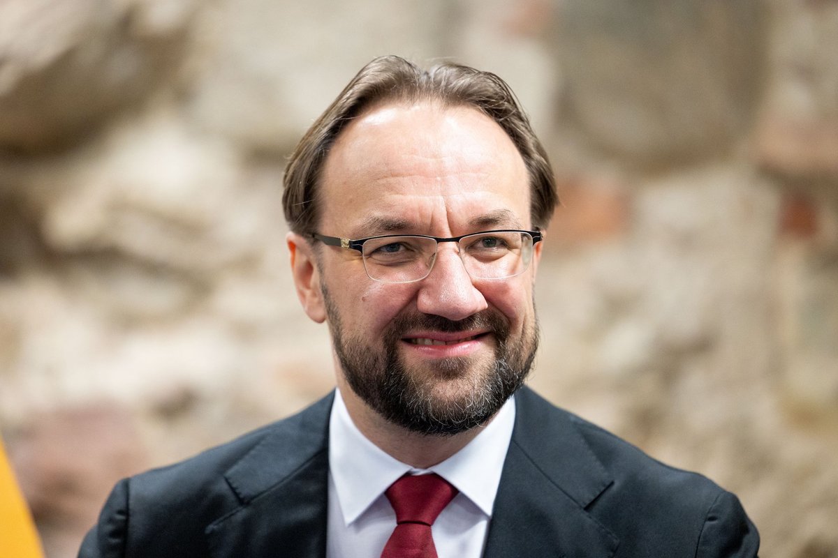 Ką žada 2025 metai į augimo kelią sugrįžusiai Lietuvos ekonomikai ...