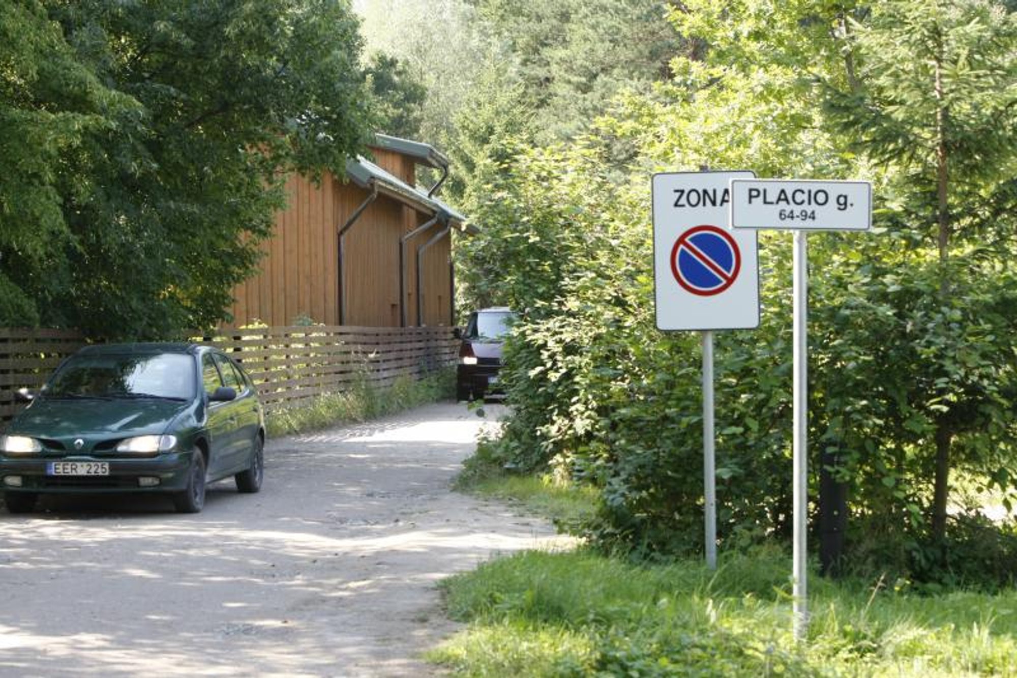 Karklėje – mūšis už vietą automobiliui - Delfi verslas
