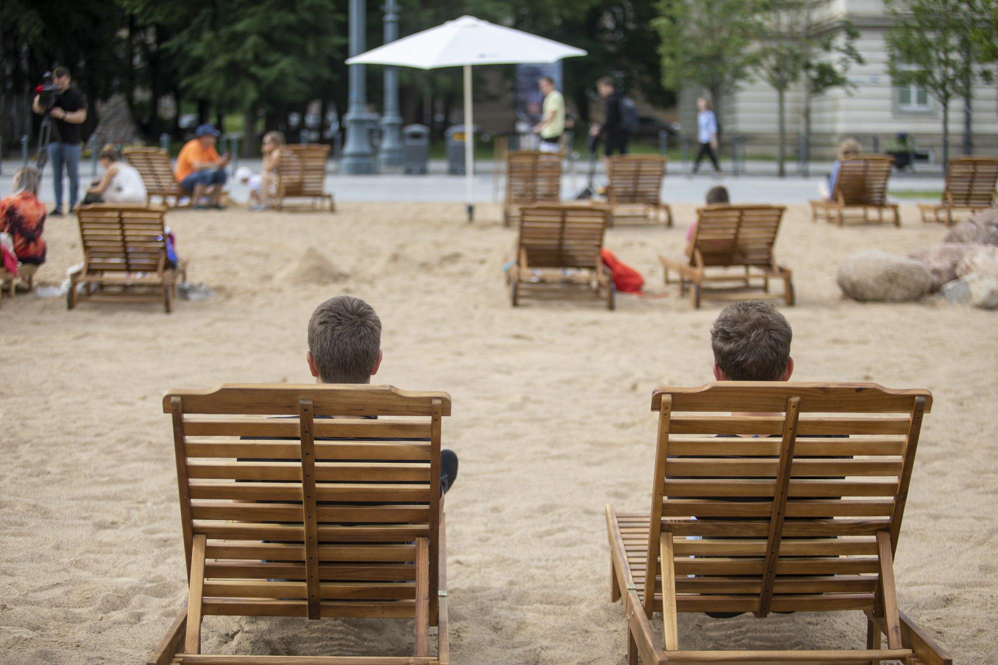 Vilnius opens beach at city center - Delfi EN
