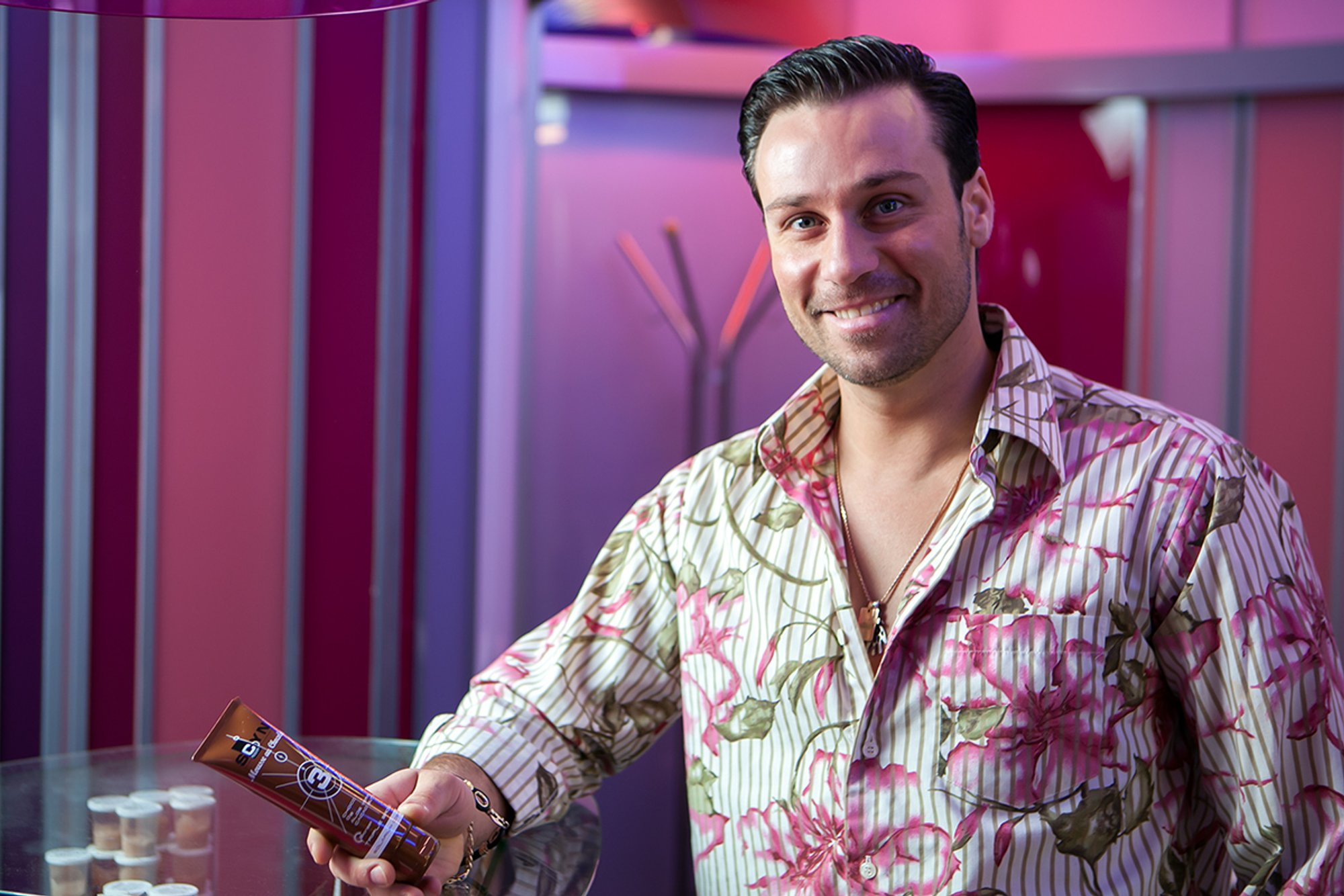 A. Kandelis prisipažino dėl vagystės prabangių drabužių parduotuvėje ...