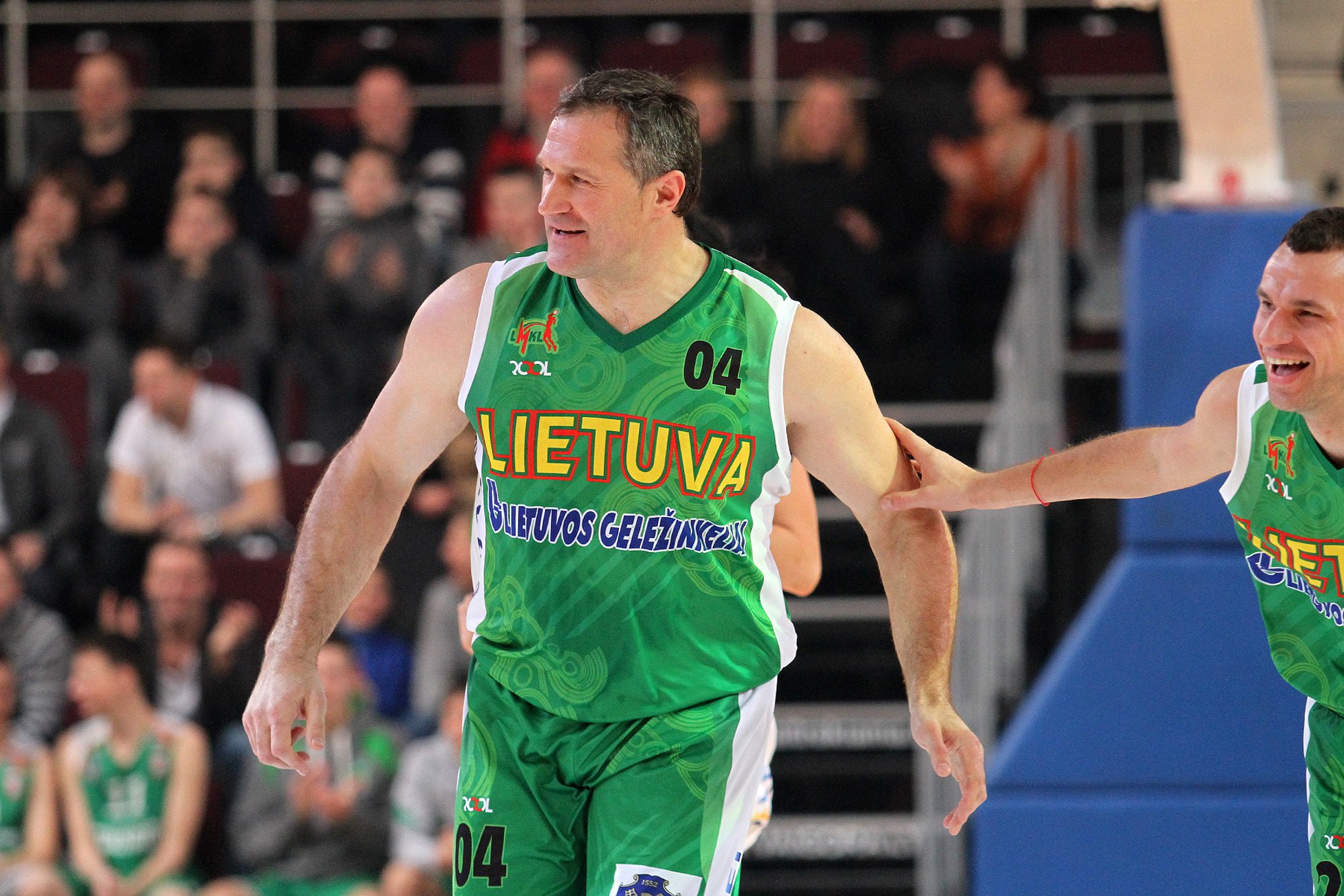 Turnyre „3 už Lietuvą“ dalyvaus ir V. Alekna su šeima - Delfi RU