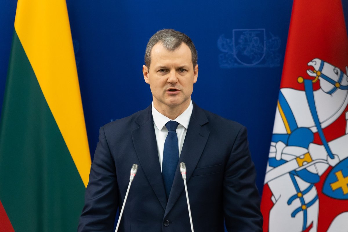 Govt creates red tape reduction commission - Delfi EN