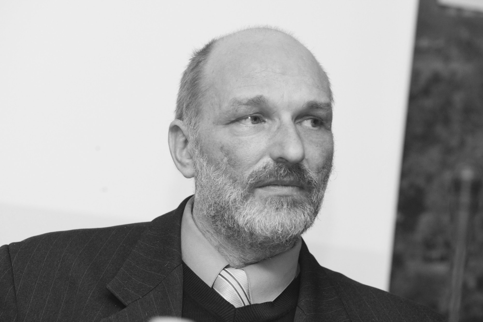 Mirė signataras Saulius Pečeliūnas - Delfi