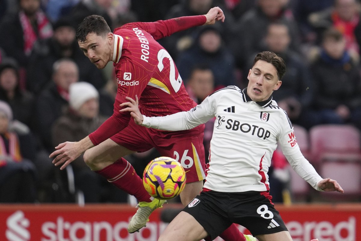 Anglijos „Premier“ lygoje taškus prarado „Arsenal“ ir „Liverpool ... Anglijos „Premier“ lygoje taškus prarado „Arsenal“ ir „Liverpool ...