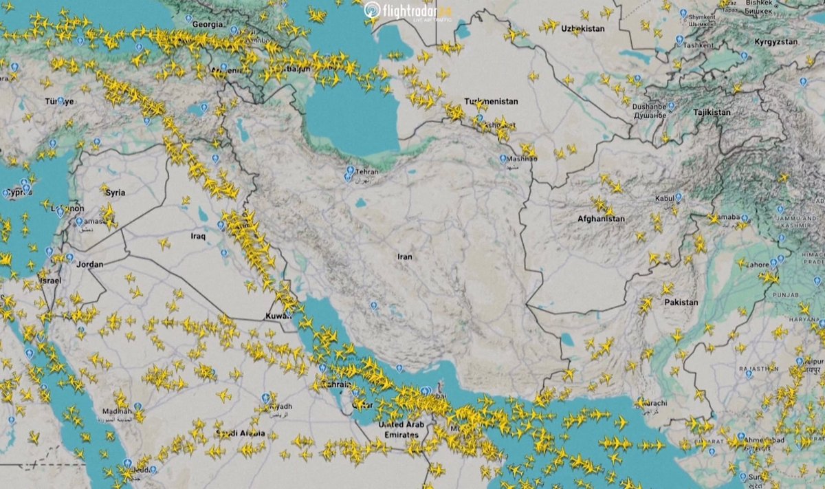 Iranas naktį buvo uždaręs oro erdvę - Delfi