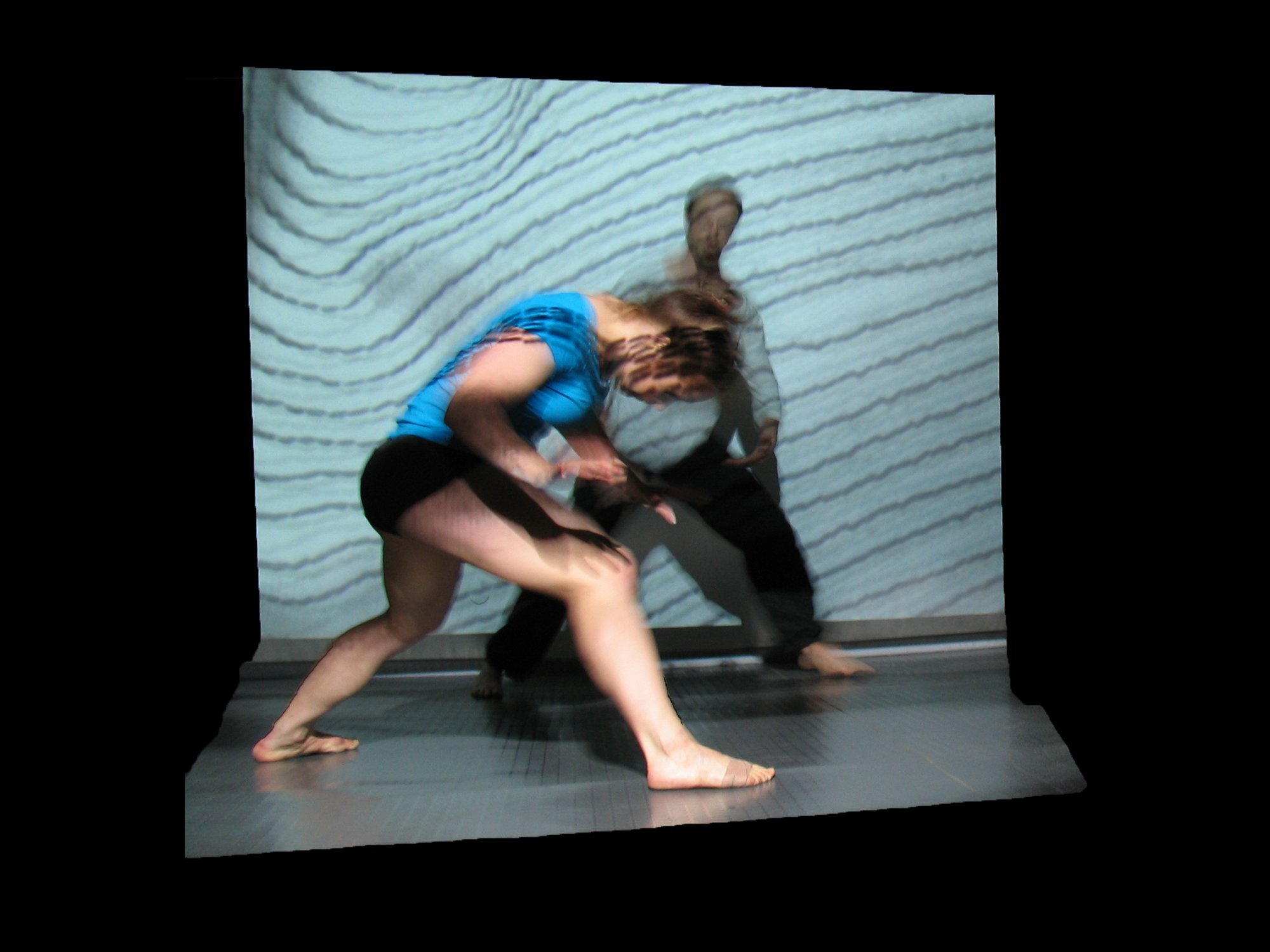 Šiuolaikinis šokis, grafičiai ir šiuolaikinis tekstilės menas susipins ...