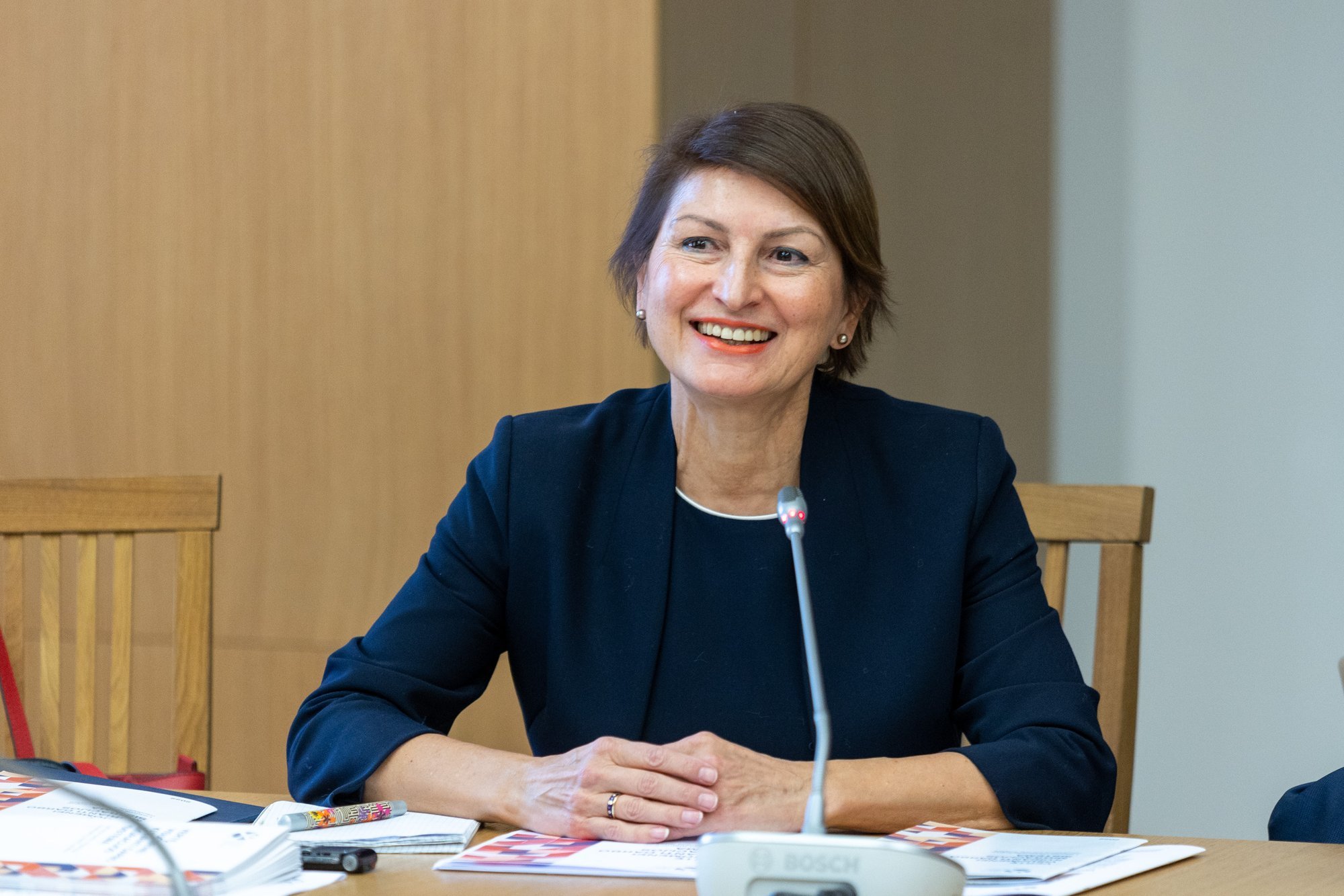 Elena Leontjeva. Pabėgti iš darbo, arba kur veda trumpos darbo savaitės ...