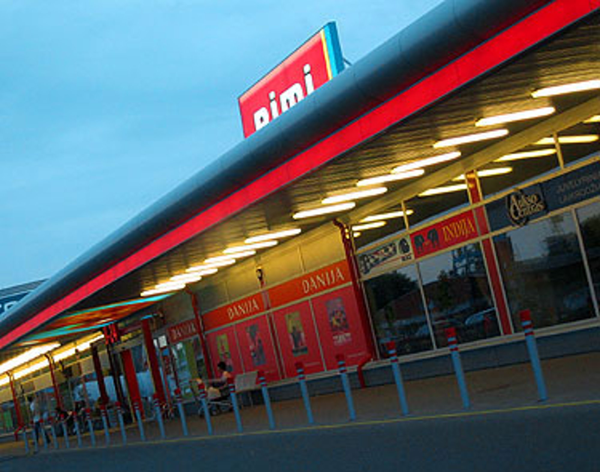 "Rimi Lietuva" ketina pirkėjams pasiūlyti lojalumo korteles - Delfi verslas