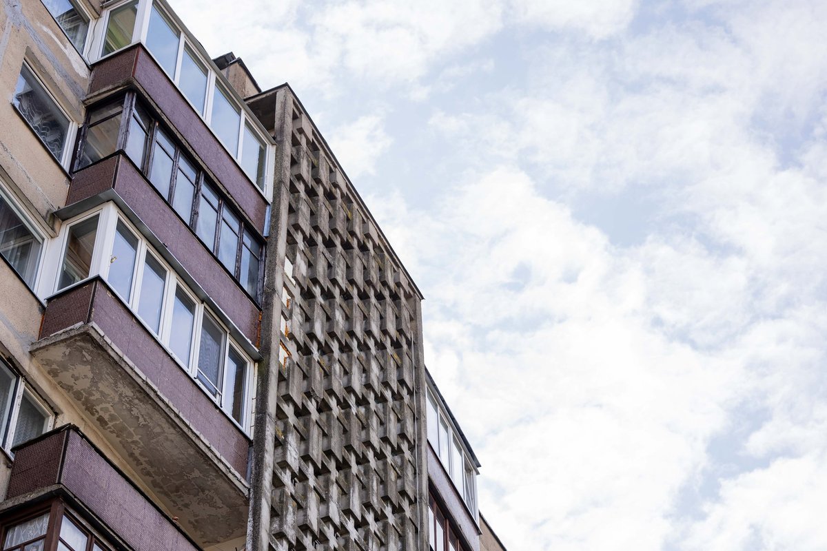 Galvojantiems apie daugiabučio renovaciją siūlo suskubti – paramą gaus ...