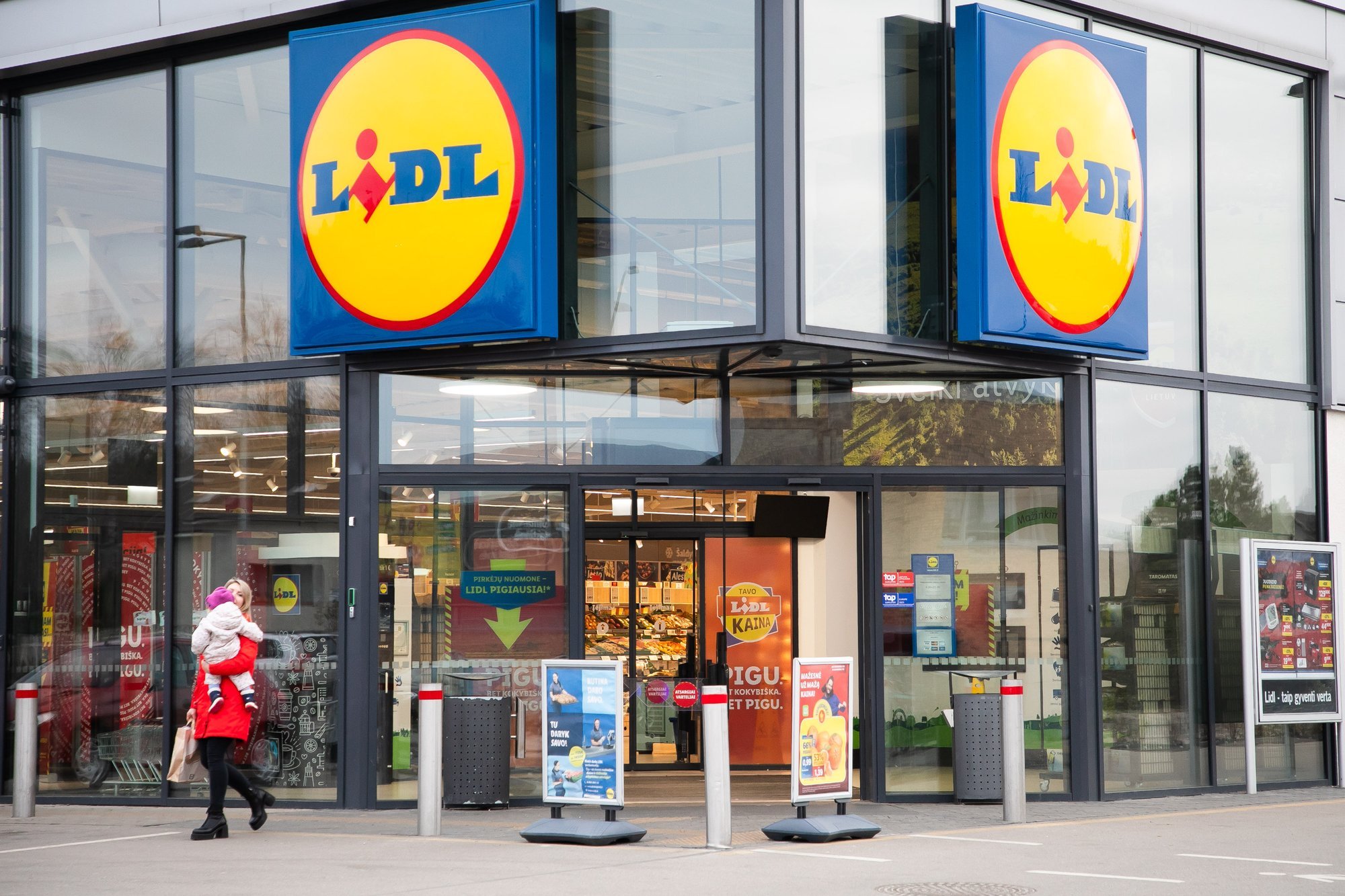 „Lidl Lietuva“ parduoda keturias parduotuves - Delfi verslas