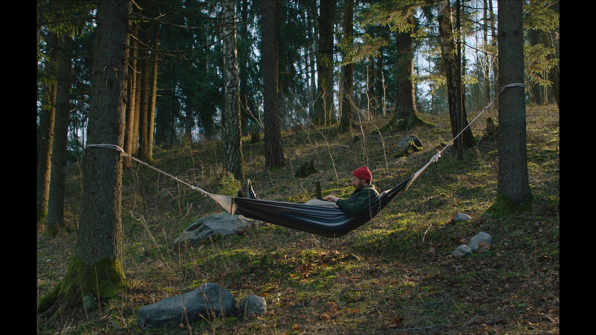 „Telia“ pristato naują reklamos kampaniją - Delfi