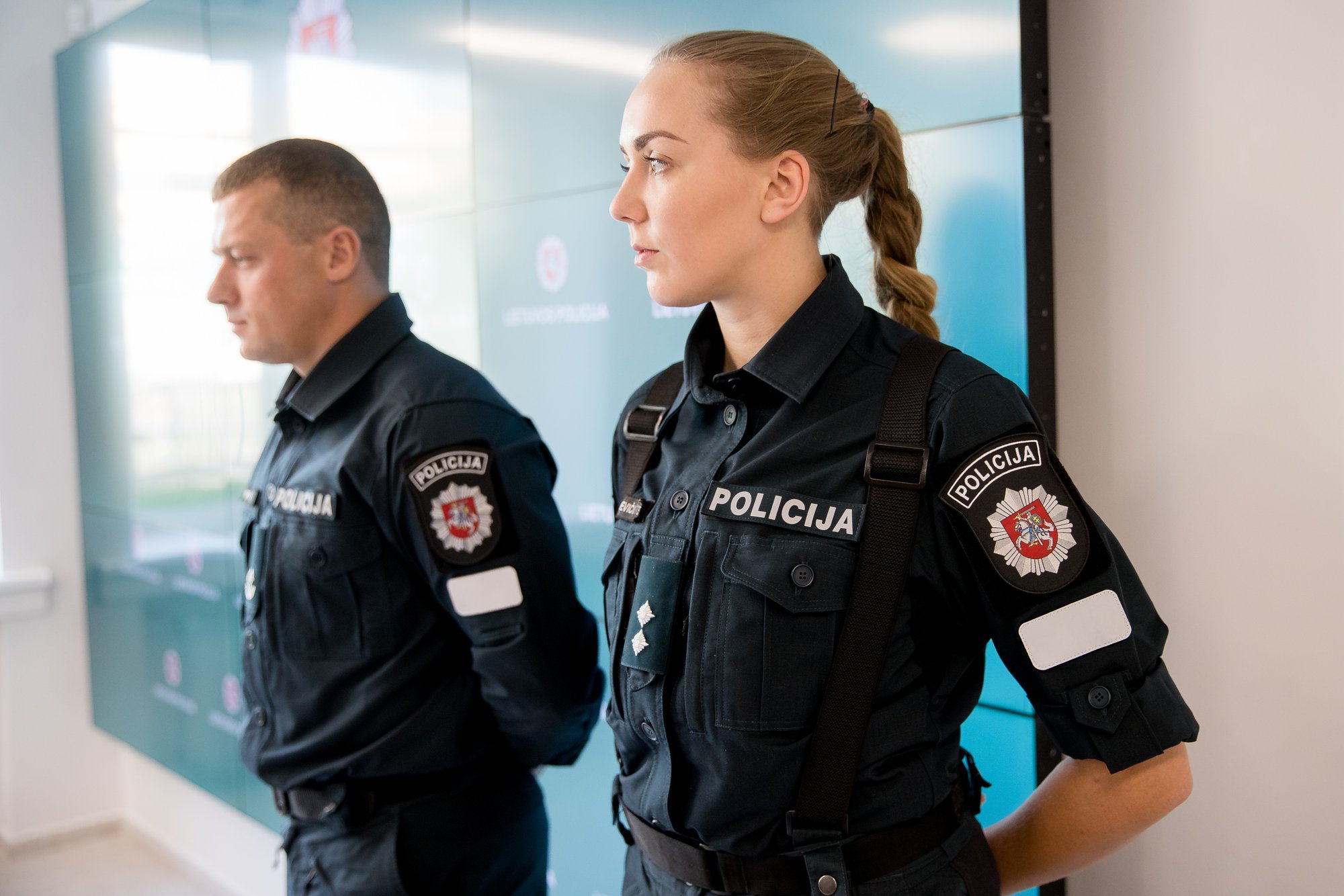 Prasidėjo policijos perrengimas – naujos uniformos patvaresnės ...
