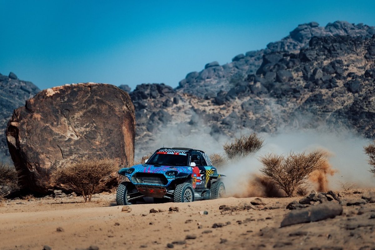 Nerimo ženklai iš vieno lietuvių ekipažo Dakare: prologe „dingo gazas ...