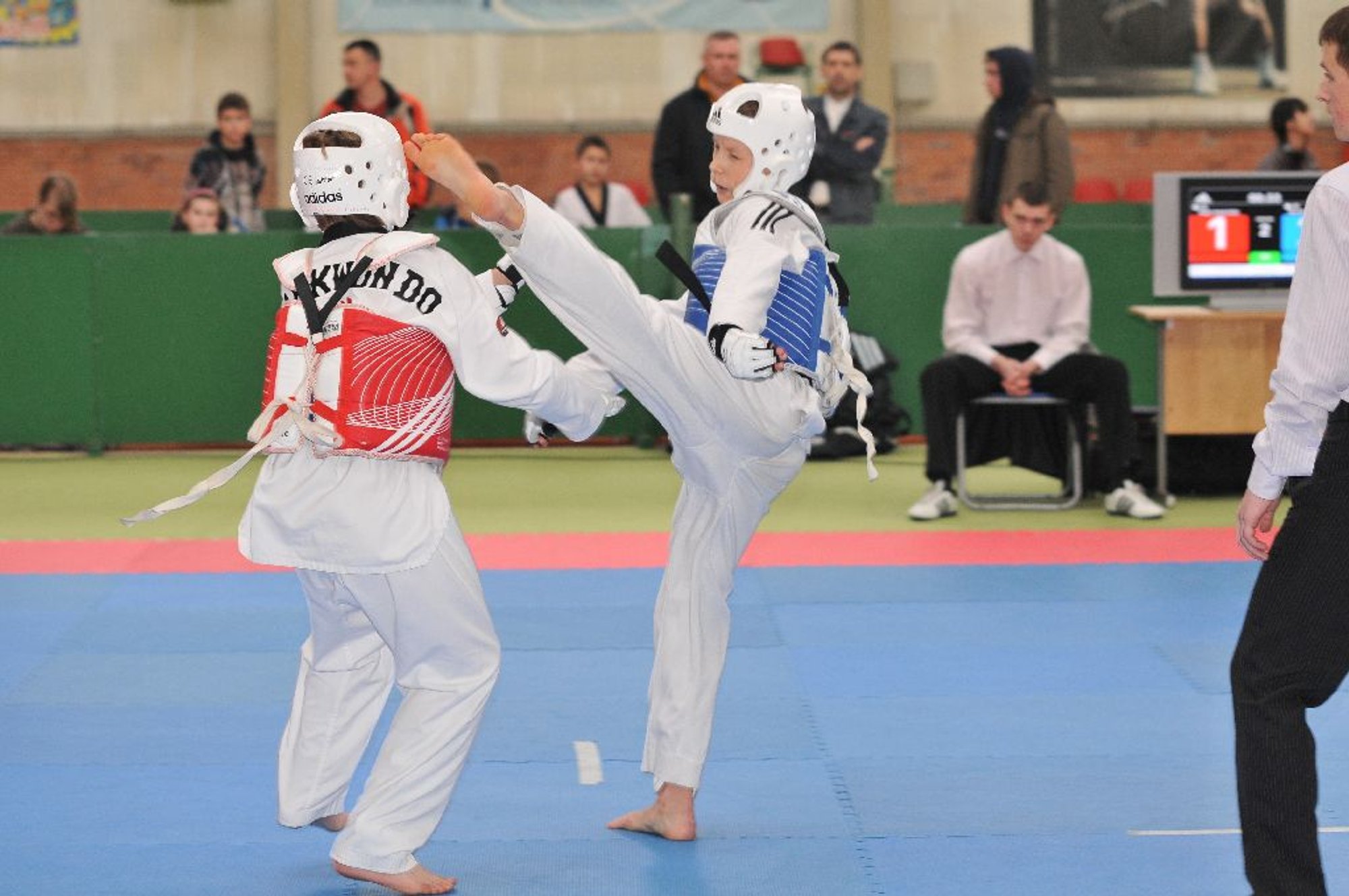 Savaitgalio sportas: krepšinis, futbolas, rankinis, taekvondo ir ...