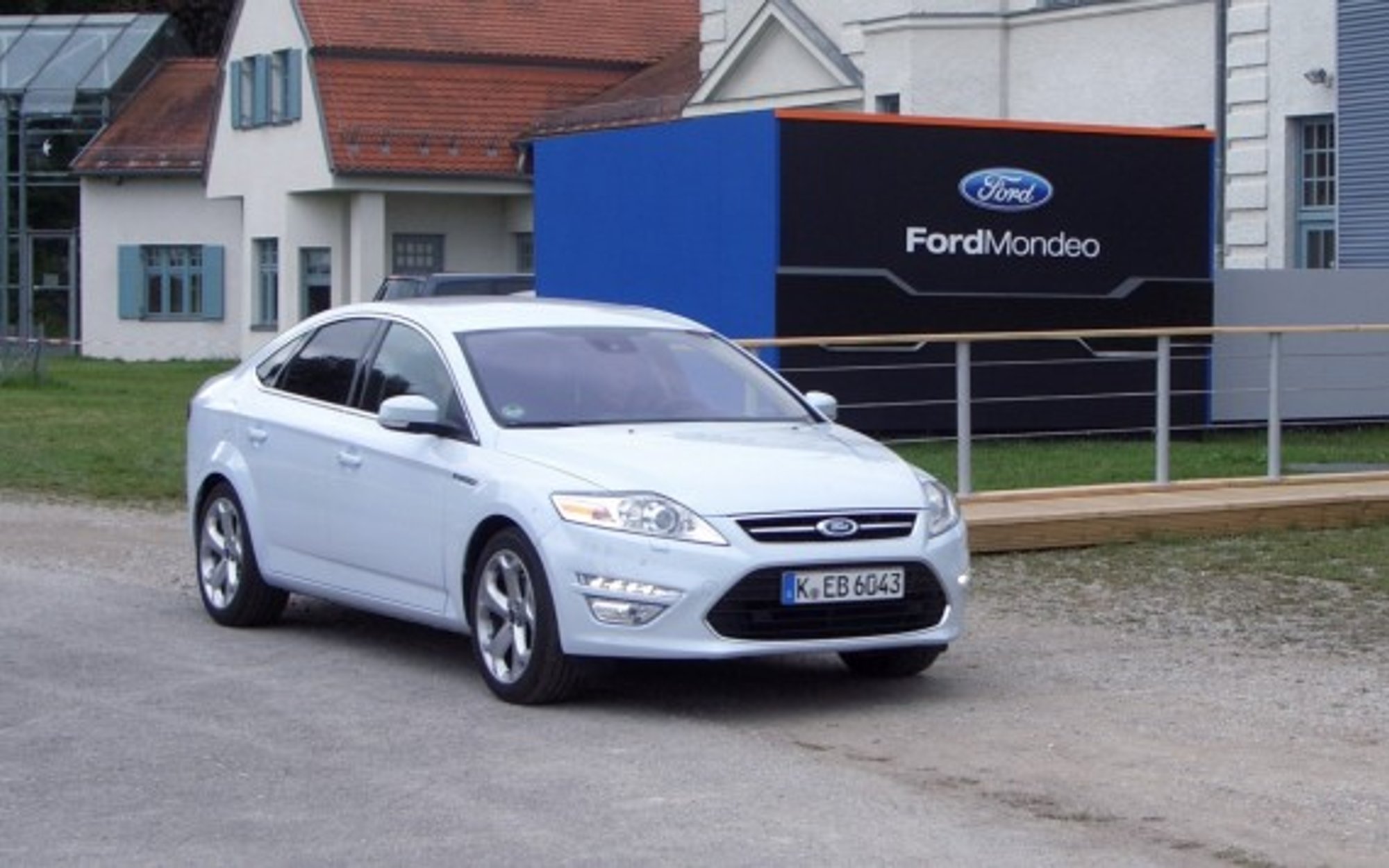 „Ford Mondeo“: galingesnis ir ekonomiškesnis - Delfi auto