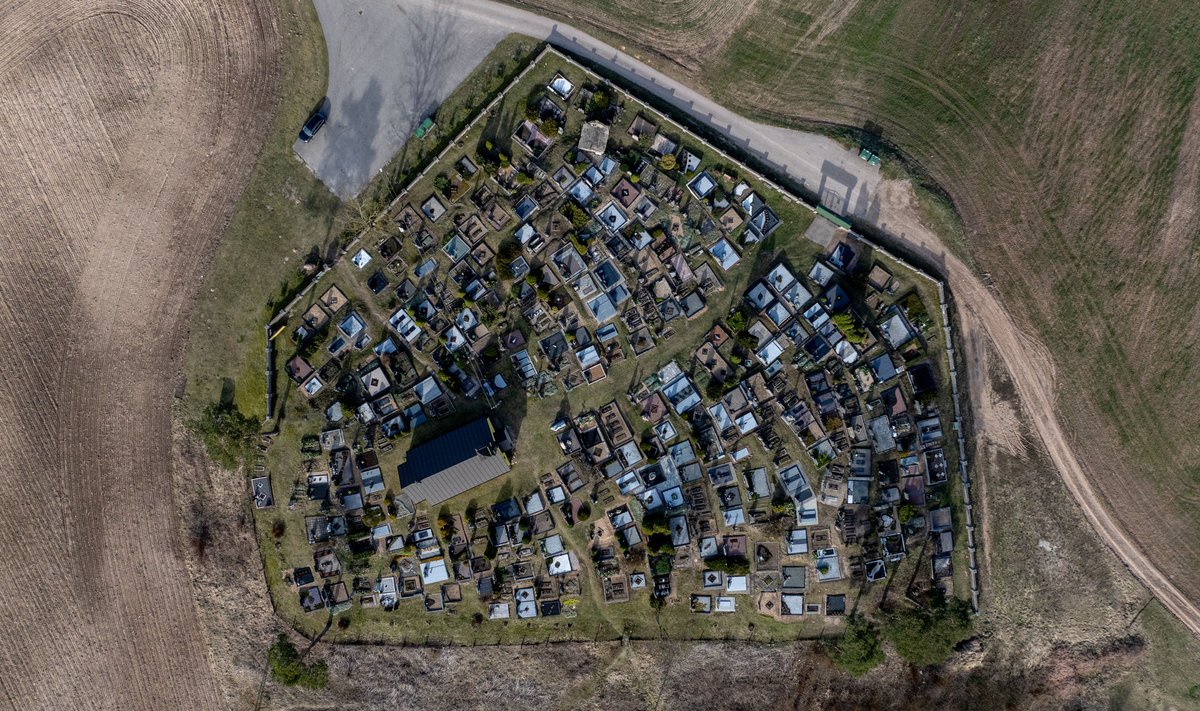 „Prospekto“ galerijoje – dronų fotografo Andriaus Repšio paroda „dieve ...