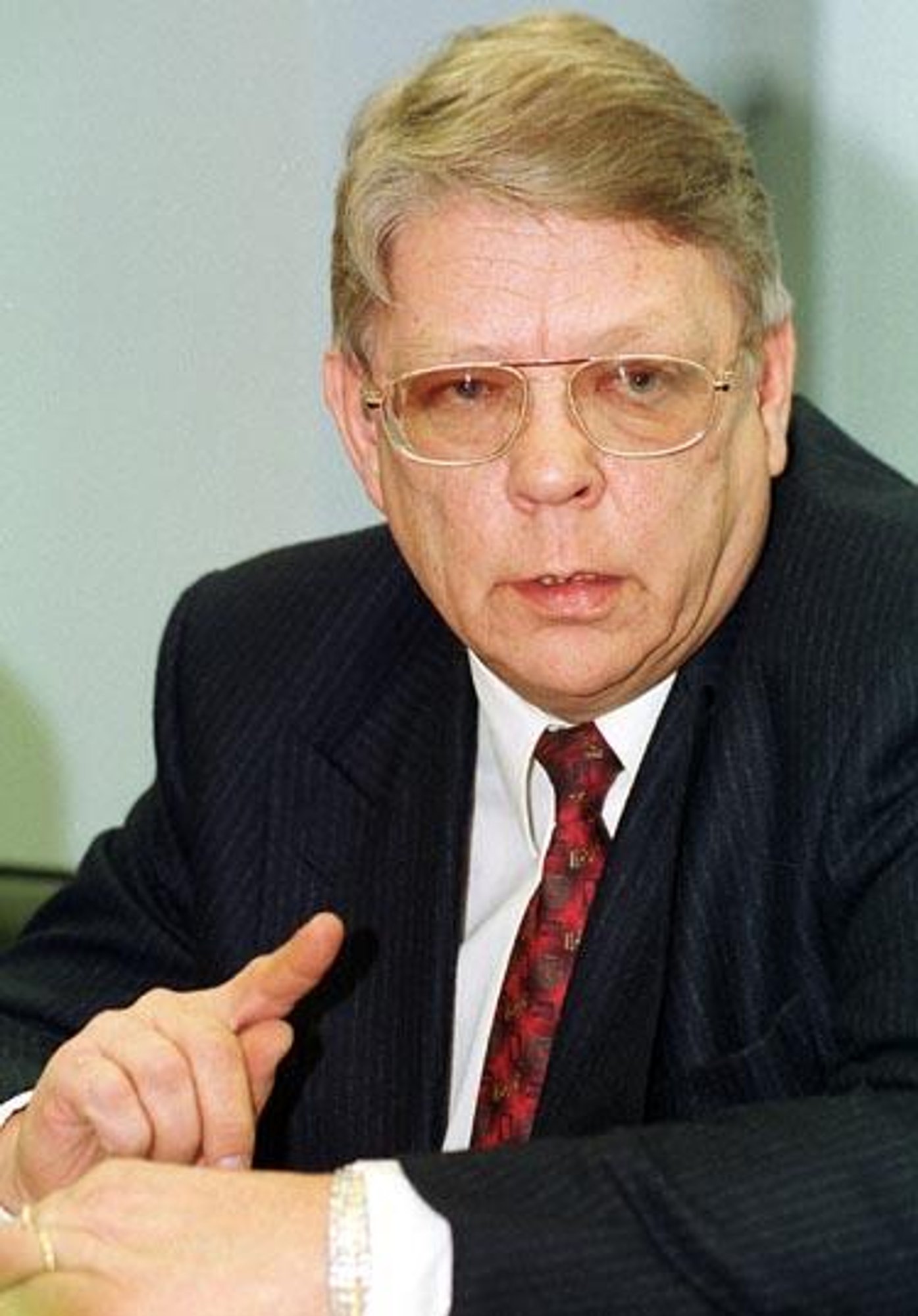 Tapio Paarma grasina kreiptis į teismą - Delfi