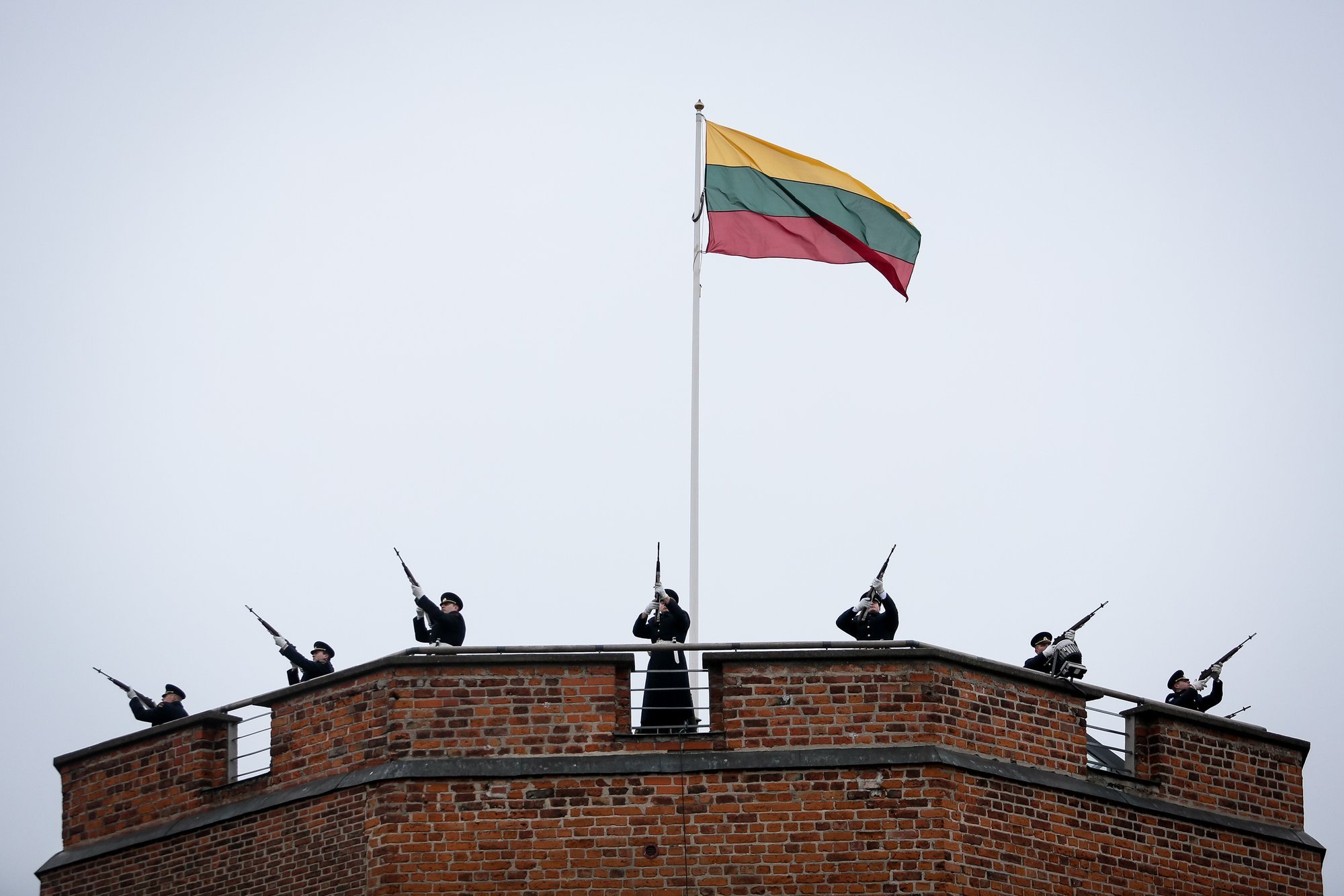 First raising of Lithuanian tricolour flag to be honoured on Gediminas ...